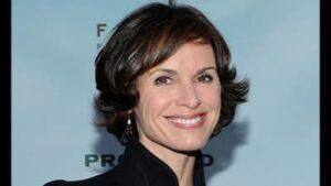 Elizabeth Vargas Bio, Wiki, Age, Husband, FOX, A&E, ABC, Net Worth