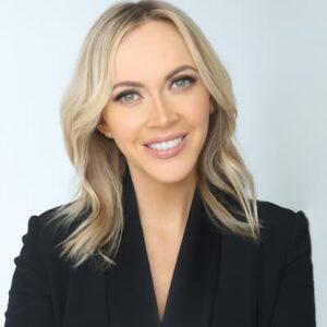 Paula Reid Bio, Wiki, Age, Husband, CNN, Net Worth, and Salary