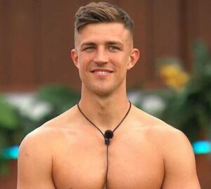 Mitchel Taylor Bio, Wiki, Age, Family, Girlfriend, Love Island, Worth