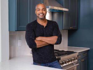 Mike Jackson (HGTV) Bio, Wiki, Age, Wife, Kids, Net Worth, Shows