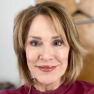 Leigh Searcy Bio, Wiki, Age, Family, Husband, WLEX, Net Worth