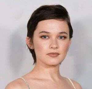 Cailee Spaeny Bio, Wiki, Age, Height, Family, Relationship, Mare of Easttown, Priscilla, Civil ...